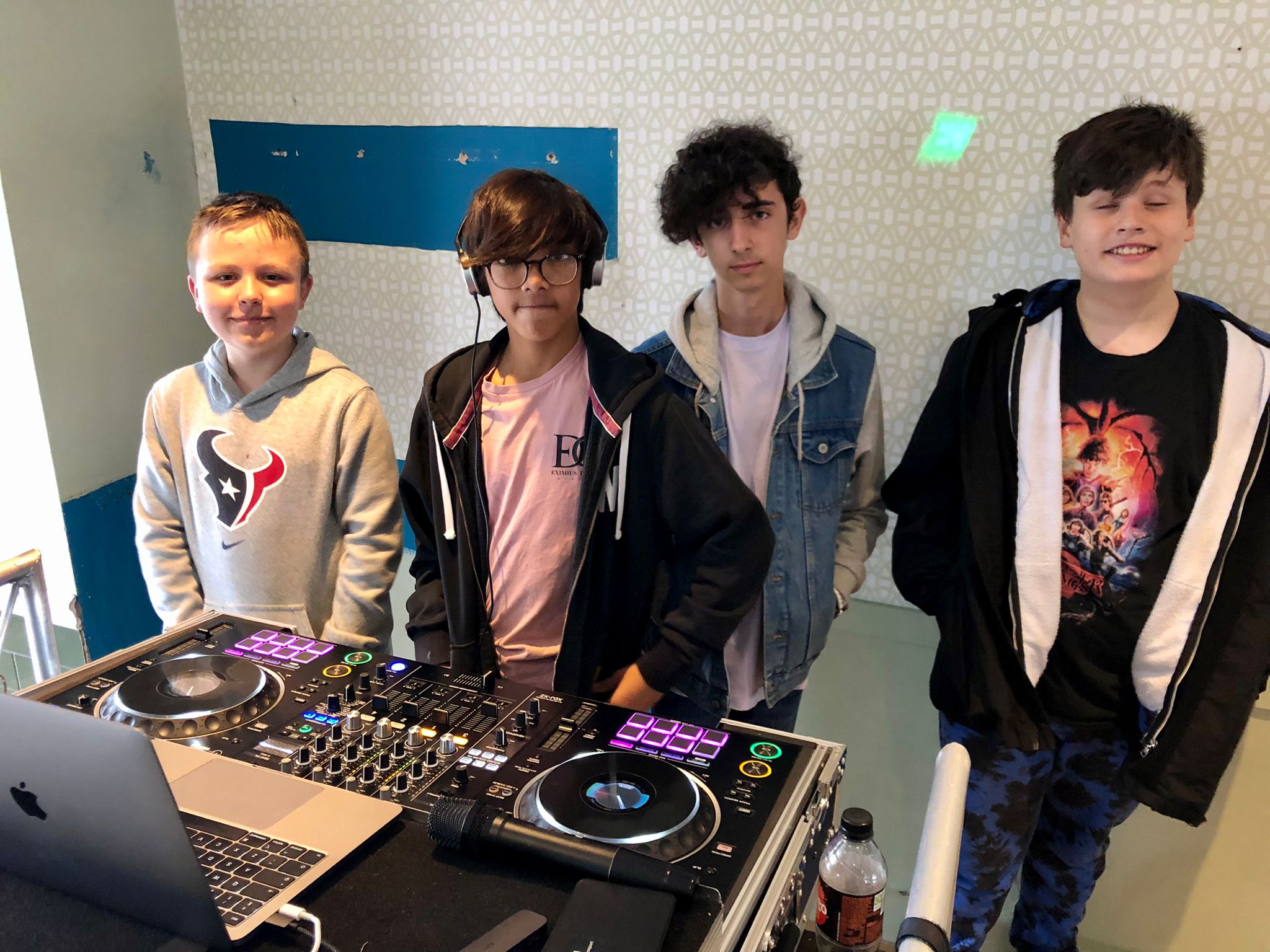 DJing for beginners with Tons of Sound